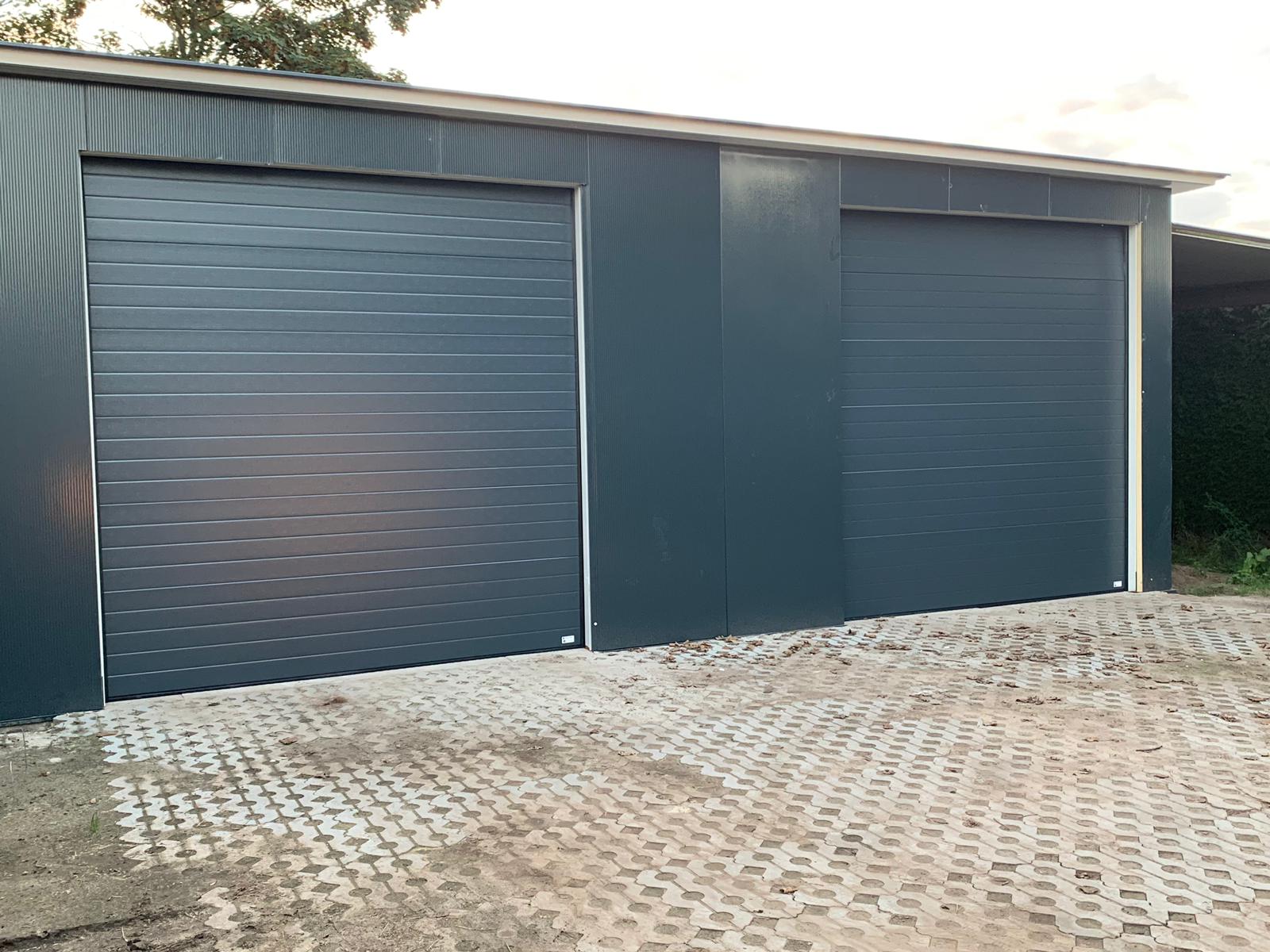 Dubbele Garagedeuren – Bedrijfsdeuren Nederland